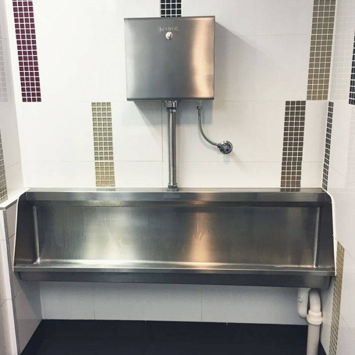 urinal cistern connector