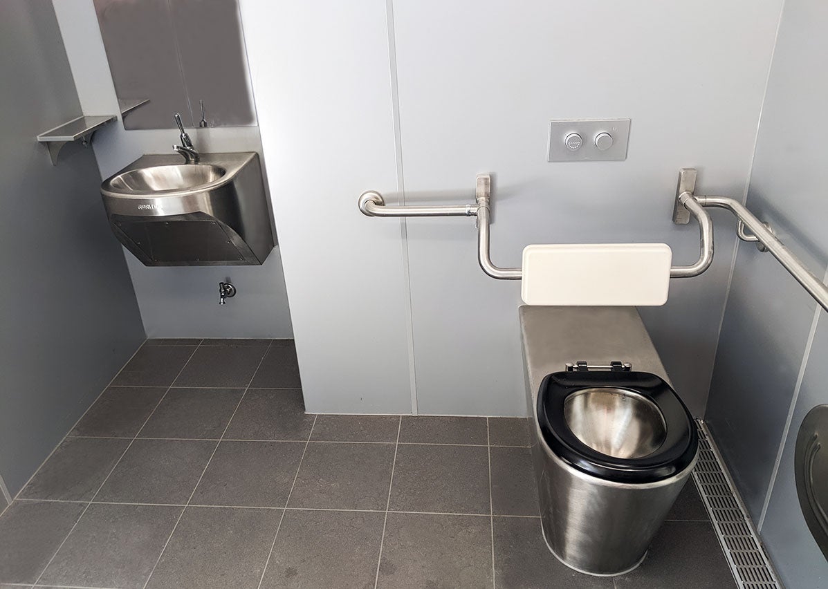 Wicks Reserve Toilet Block