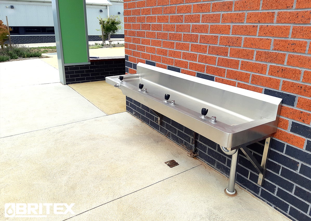 Ashley Park Primary School - Britex's Drinking Troughs & Stainless ...