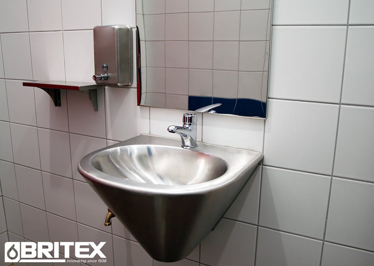 Yulong Reserve Toilet Block - Britex