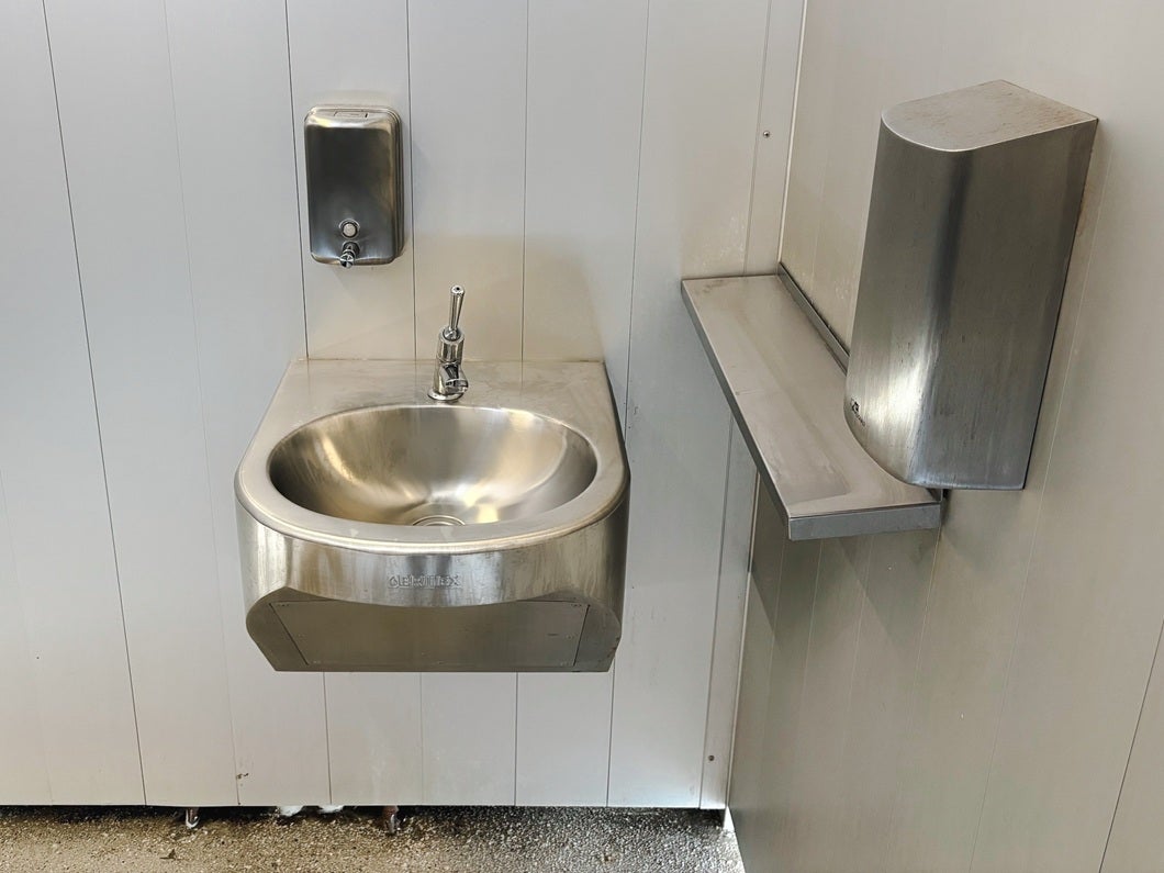 Goolwa Wharf Upgrade with Britex Stainless Steel Fixtures